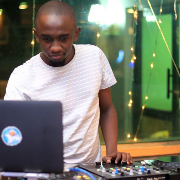 DJ L-ViN on Direct.me