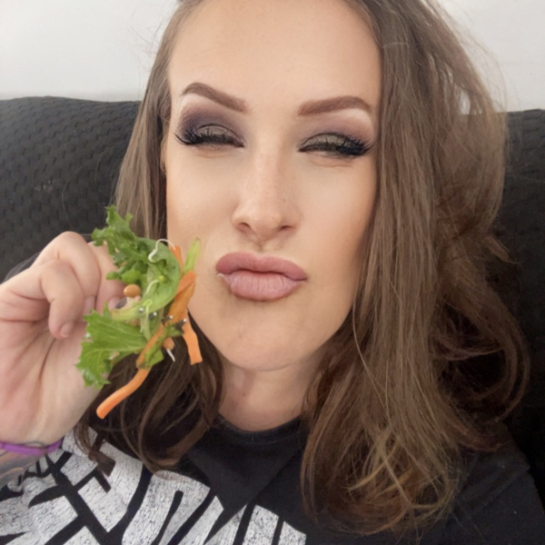 Amanda On Directme